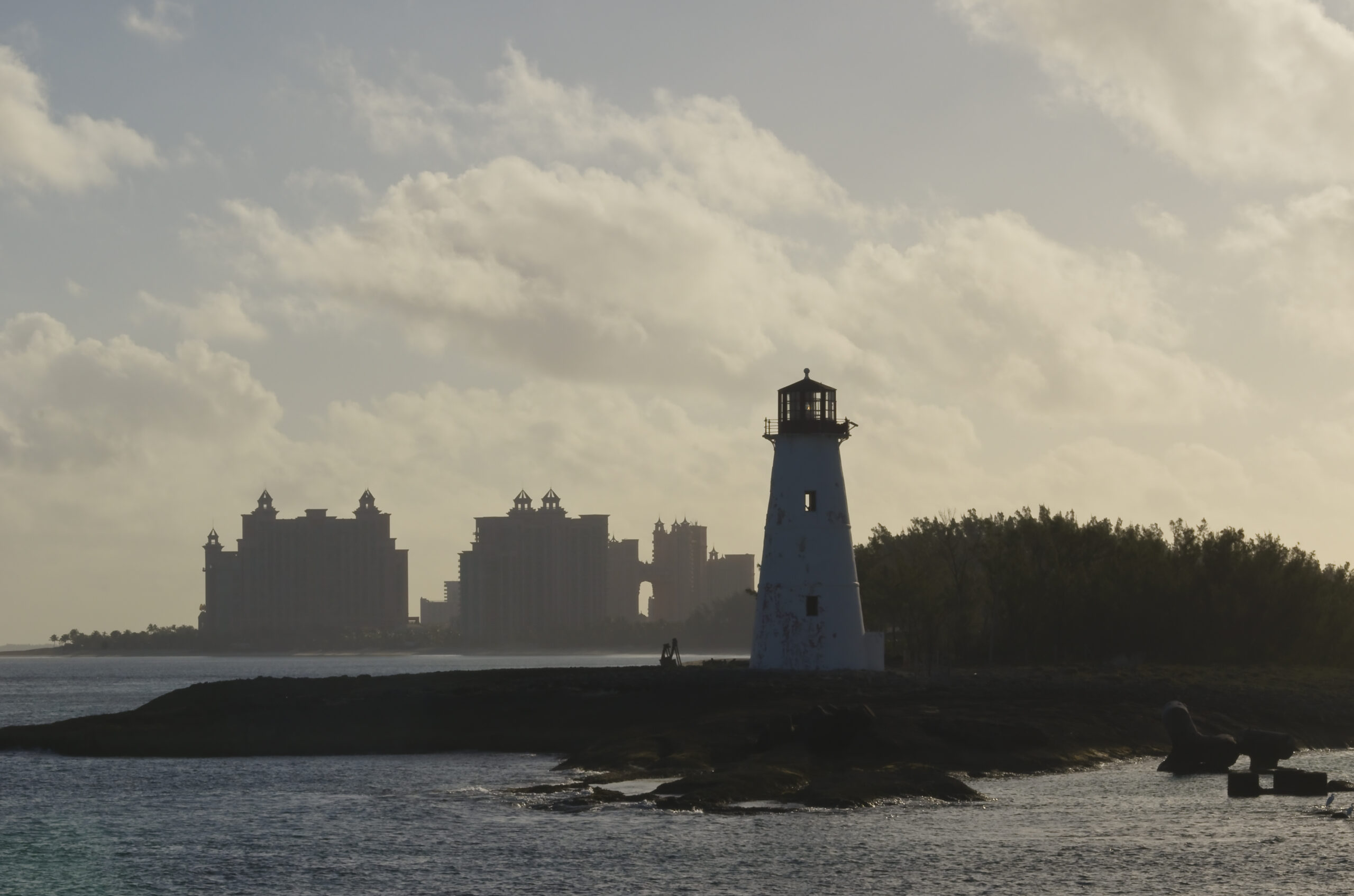 Paradise Island Lighthouse - Bahamas Information Guide